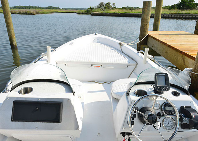 Topsail Boat Rental - 17 Foot Dual Console