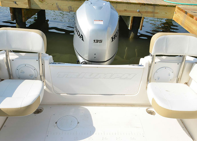 Topsail Boat Rental - 19 Foot Dual Console
